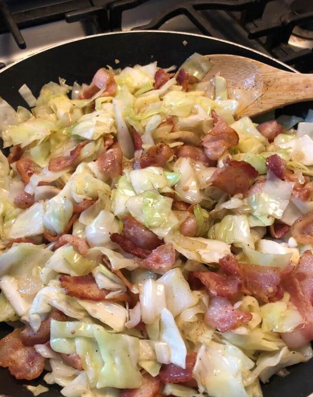Fried Cabbage with Bacon and Onion: A Simple Yet Flavorful Recipe – all ...